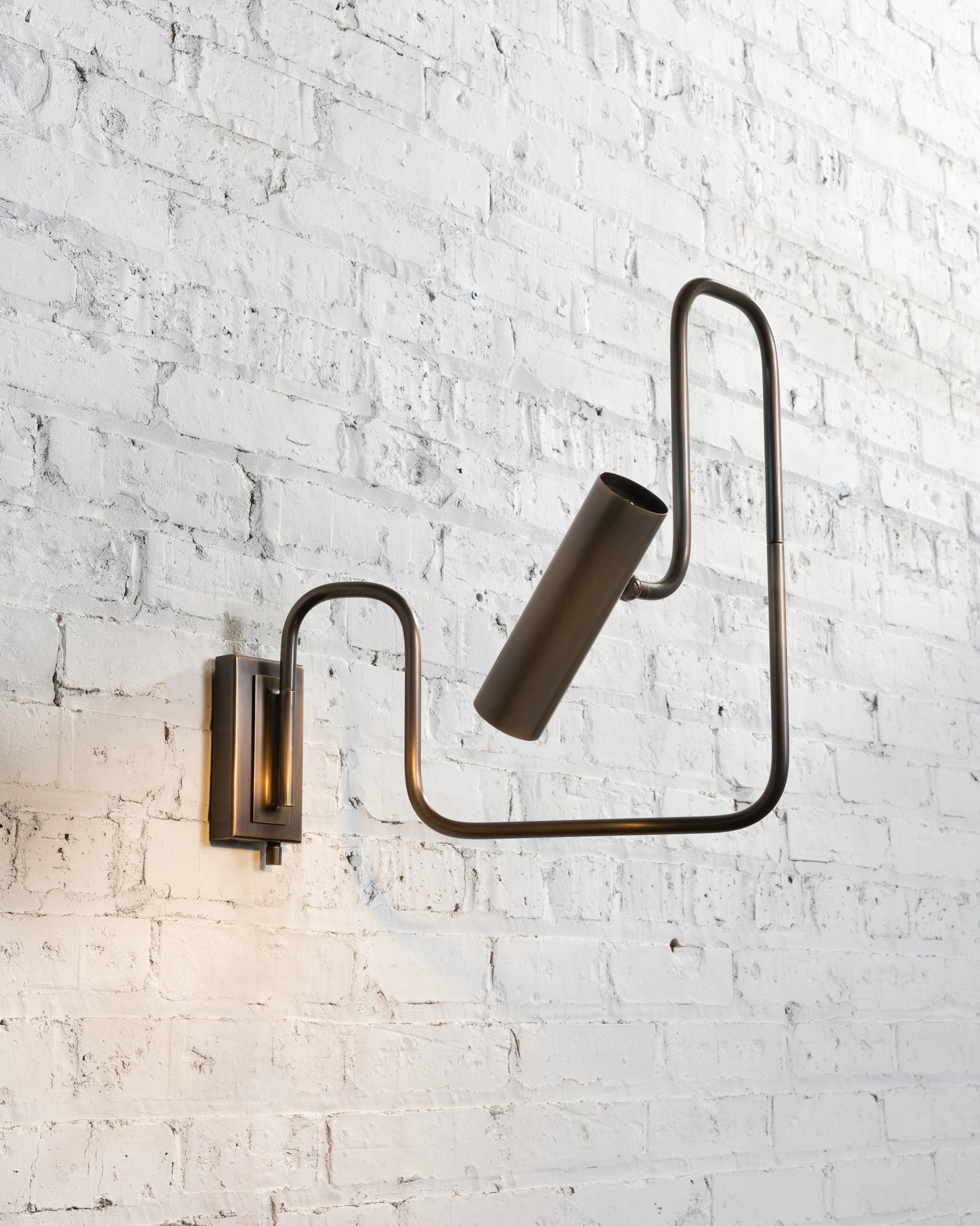 PIVOT SINGLE SCONCE by Gentner Design – gentner design