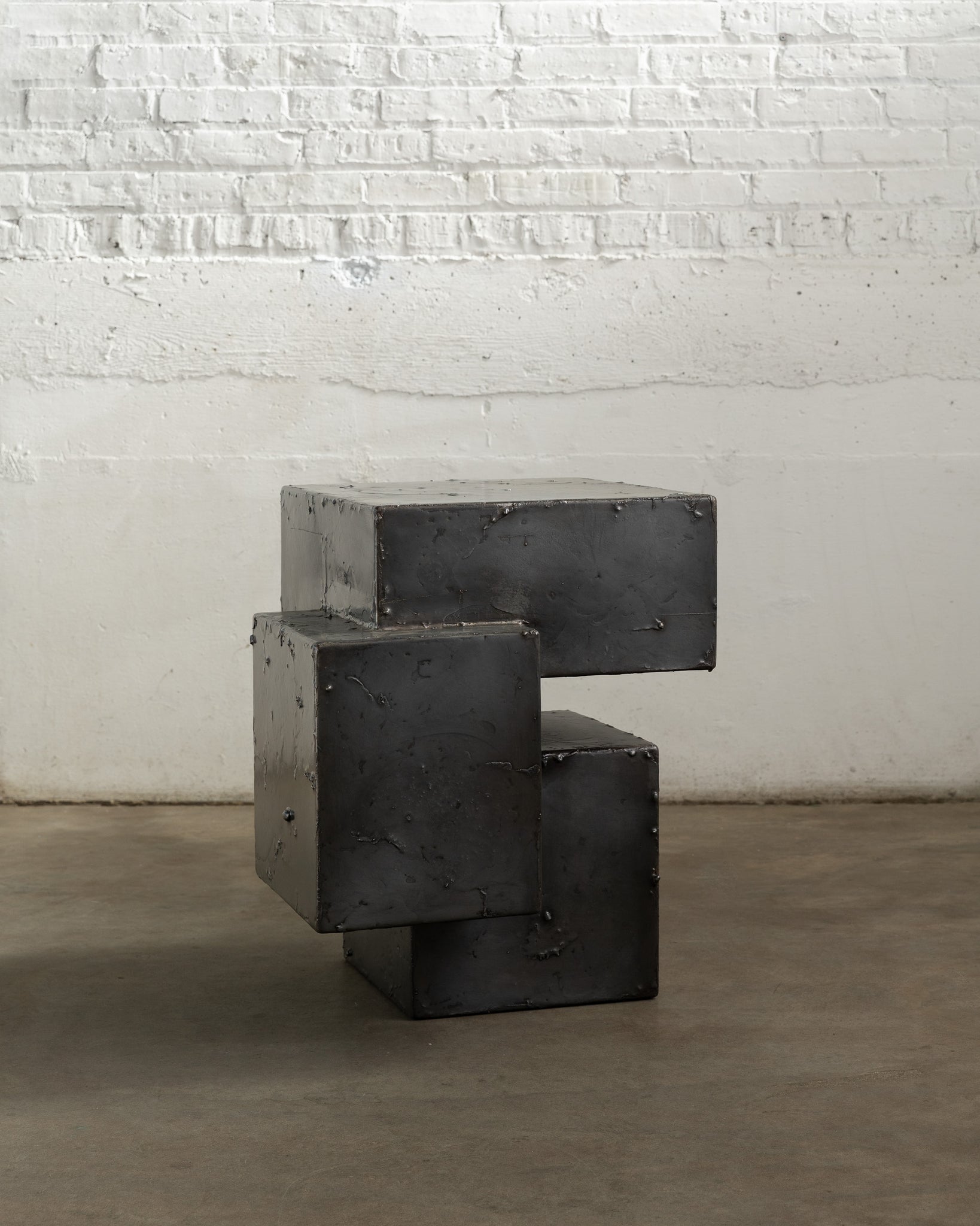 PEWTER SIDE TABLE Sz. 2 – gentner design