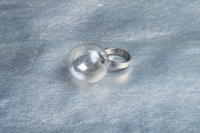 GLASS BUBBLE RING by Gentner Design – gentner design